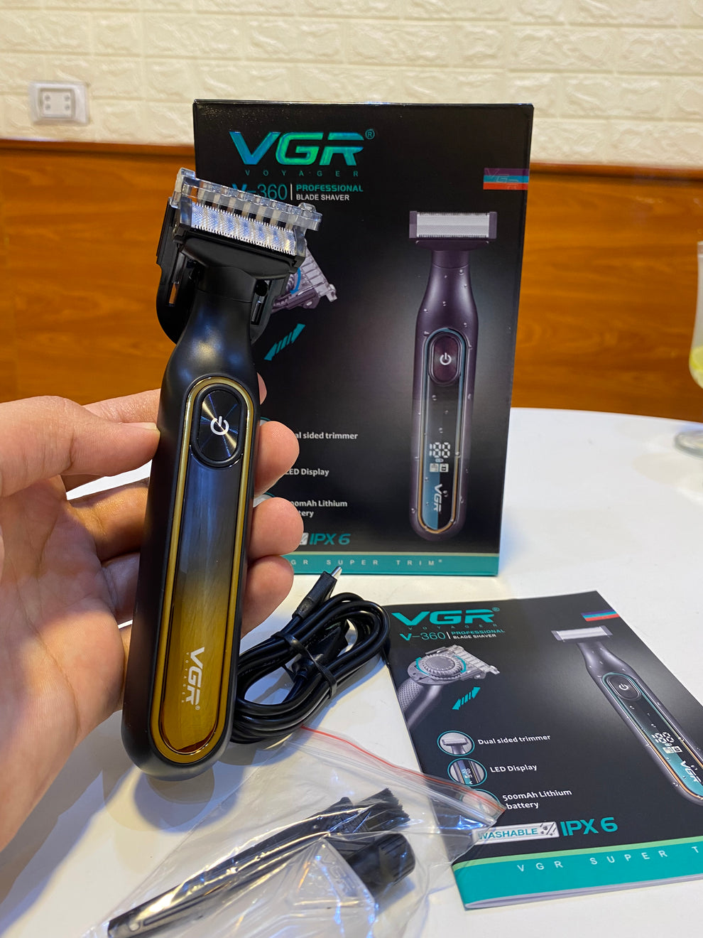 VGR Shaver Waterproof Household Rechargeable Adjustable Electric Razor ...
